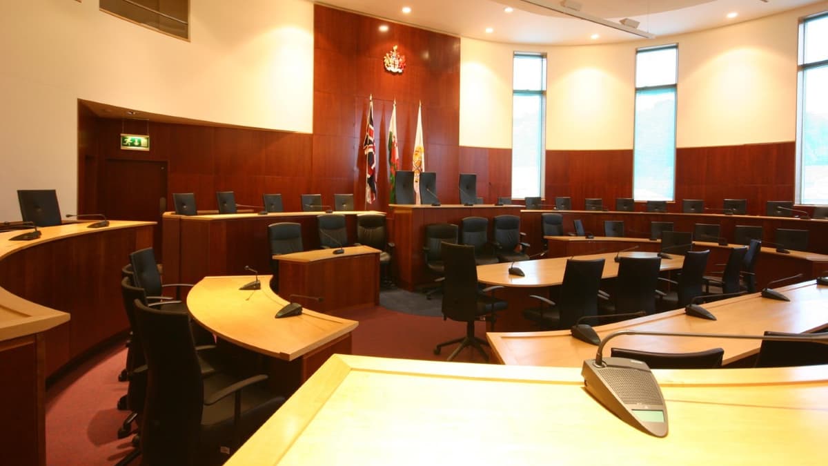 Newly elected councillors on Council join the independent group | tenby ... Newly elected councillors on Council join the independent group | tenby ...